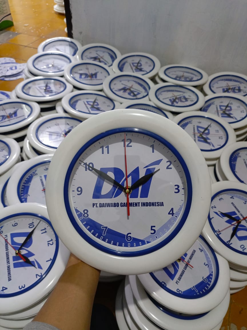 Jam Dinding Custom Unik & Fungsional Jadi Souvenir dan Media Promosi ...