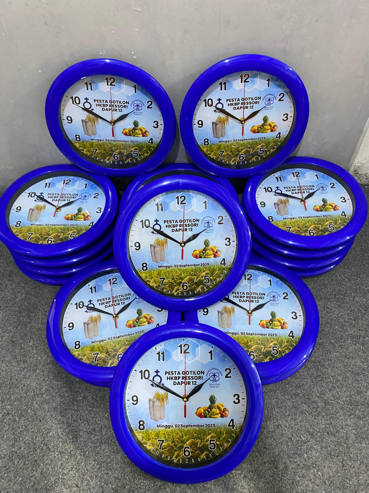 Rekomendasi Jam Dinding Estetik untuk Hunian Minimalis - Seventime ...